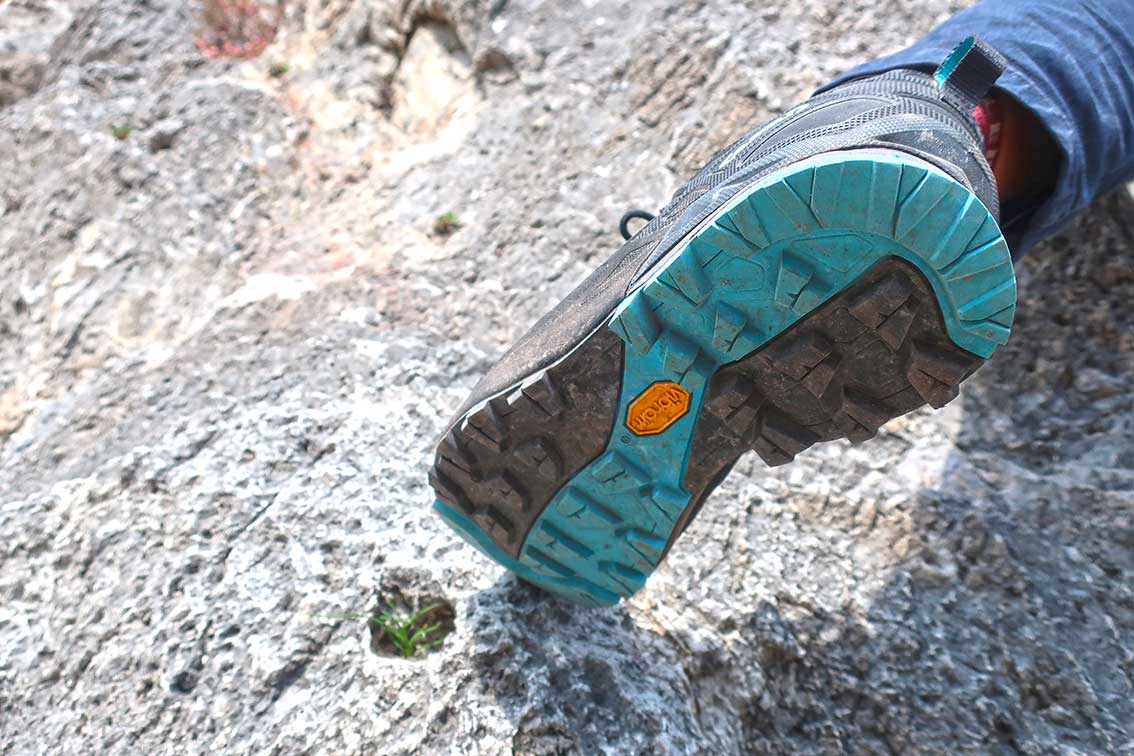 Test Rock DFS GTX Zustiegsschuh von Aku | Bergsteigen.com