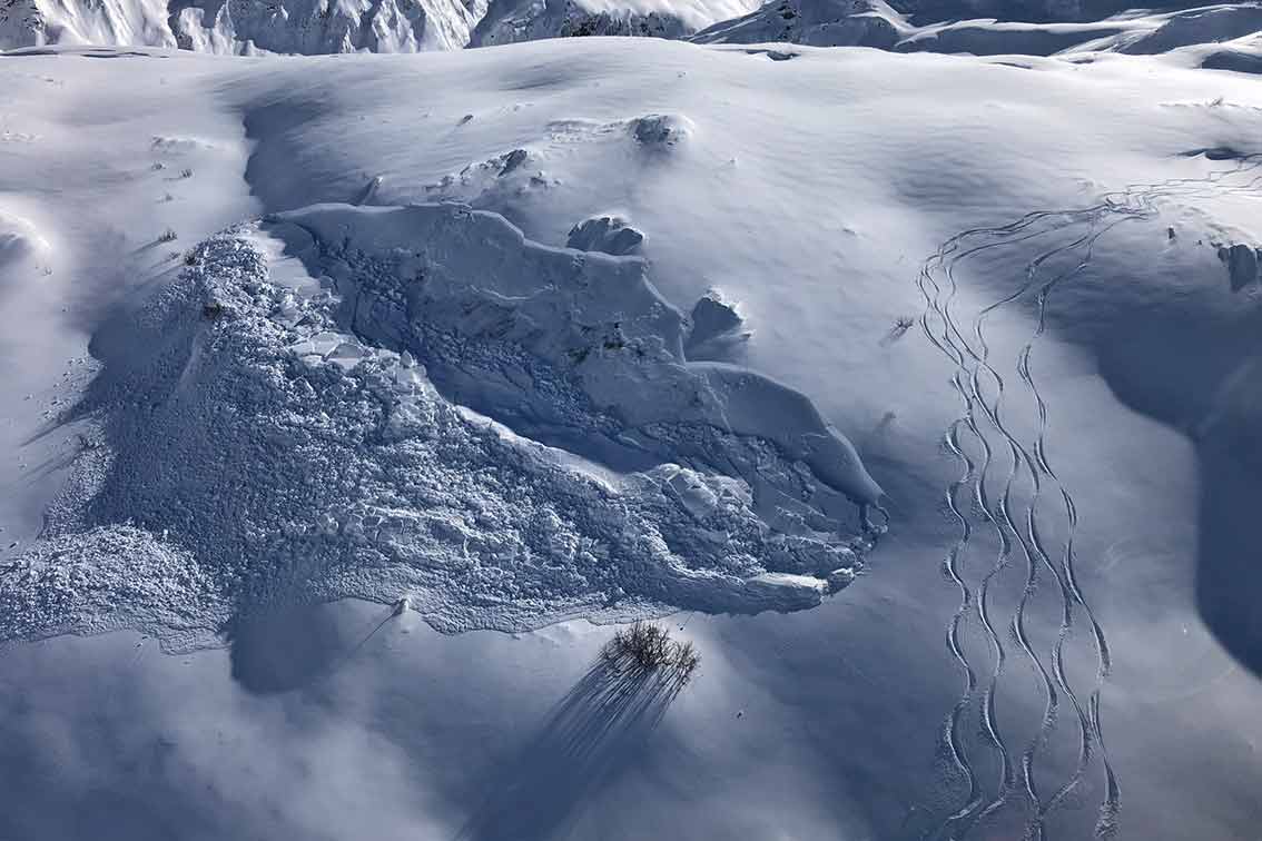 Acht Lawinentote in drei Tagen - Fakten und Analysen | Bergsteigen.com